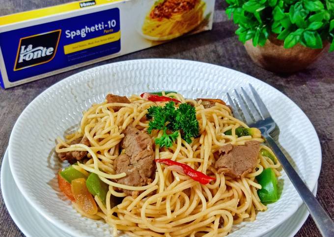 Resep Spaghetti Goreng oleh Rini Julia - Cookpad
