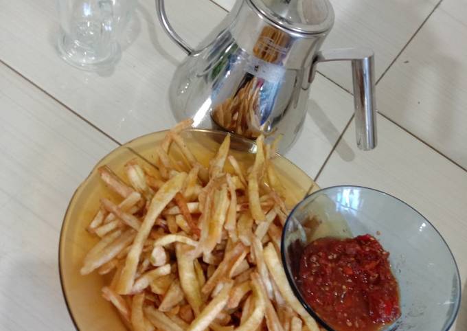 Resep Pisang stik goroho sambel sagela oleh MASTER KITCHEN - Cookpad