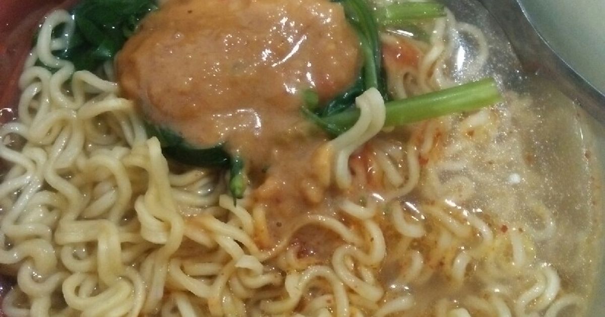 Resep Indomie Pecel Kangkung oleh Lidia Permata - Cookpad