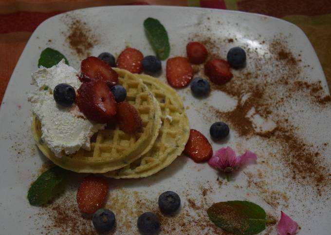 Waffles con frutas Receta de Gloria Emma- Cookpad