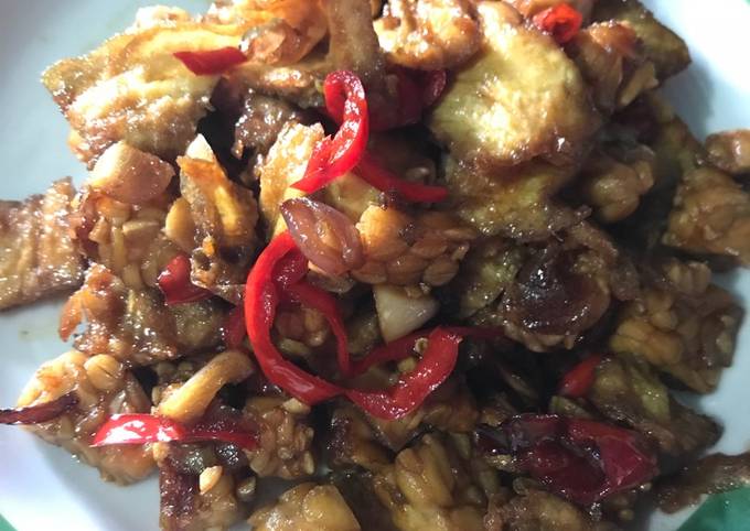 Resep Orek tempe telor oleh yannamarmar - Cookpad