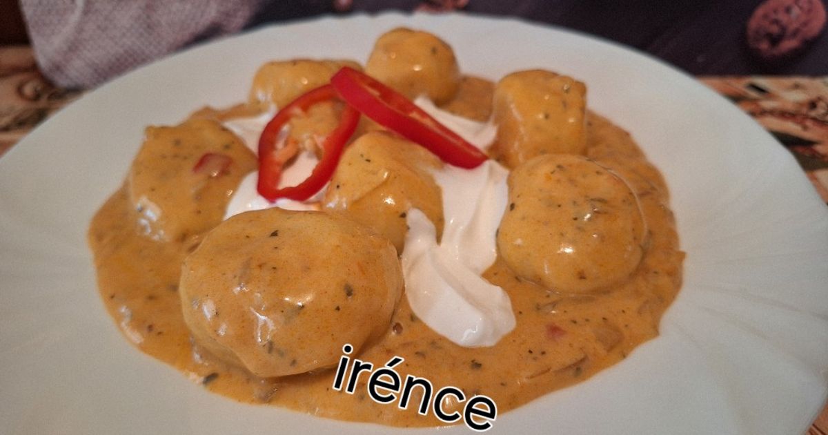 Tejfölös Krumpli Gombóc.🥔 | Sesztákné Lázár Irén receptje - Cookpad ...