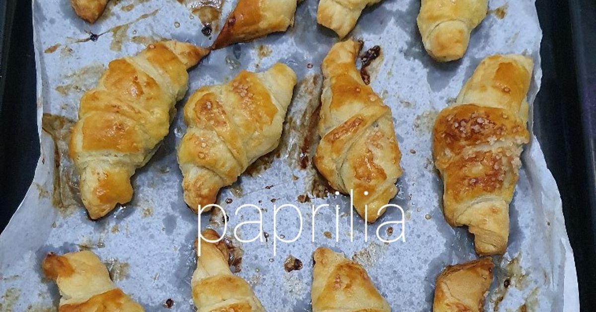 Resep Croissant Cokelat Mini oleh paprilia - Cookpad
