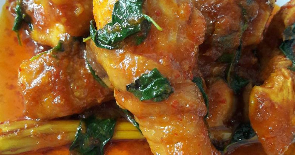 Resep Ayam Kemangi Bumbu Merah oleh Novia Dea Iswara - Cookpad