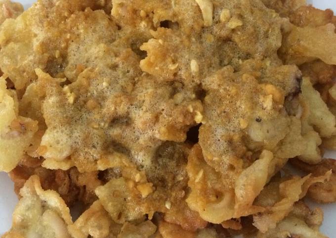 Resep Cumi Tepung Saus Telur Asin oleh Yulia Eka Pratiwi - Cookpad