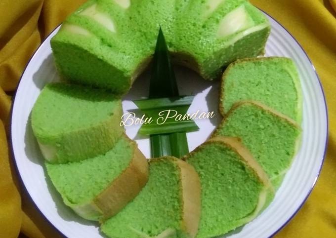 Resep Bolu Pandan oleh Ike Yuanita Wijayanti - Cookpad