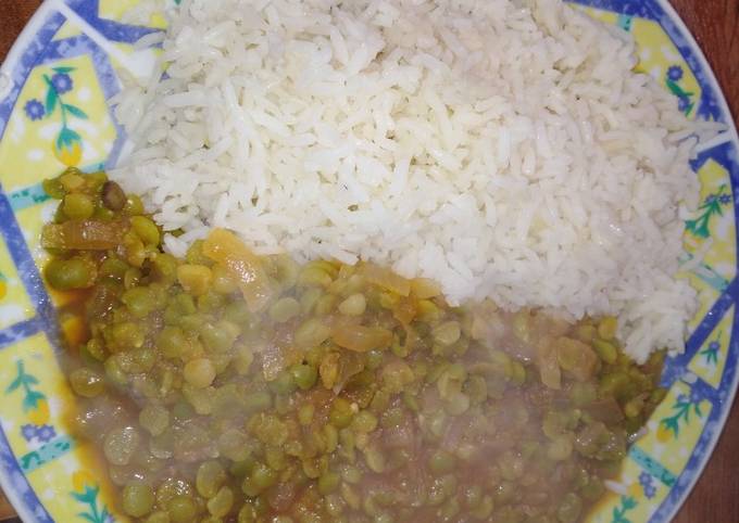 Arvejas seca con arroz graneado Receta de Gio Fuertes- Cookpad