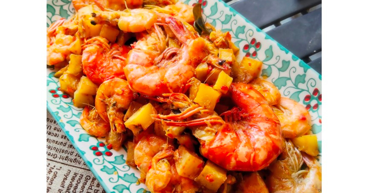 Resep Sambal Goreng Udang Kentang oleh Tiara Mom's 3 R - Cookpad