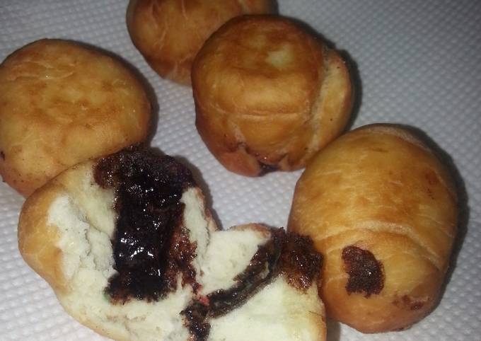 Resep Roti Goreng Cokelat oleh Qorry Azmar Kalsum - Cookpad