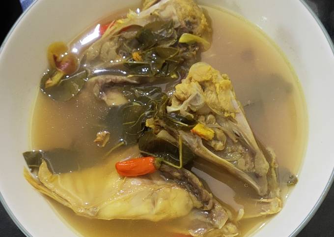 Resep Sayur pindang gunung kepala ikan kakap oleh Dewi Yuliani - Cookpad