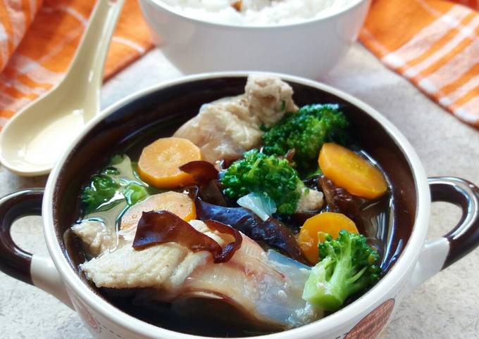 Resep Sup tulang ikan tuna oleh Presella - Cookpad