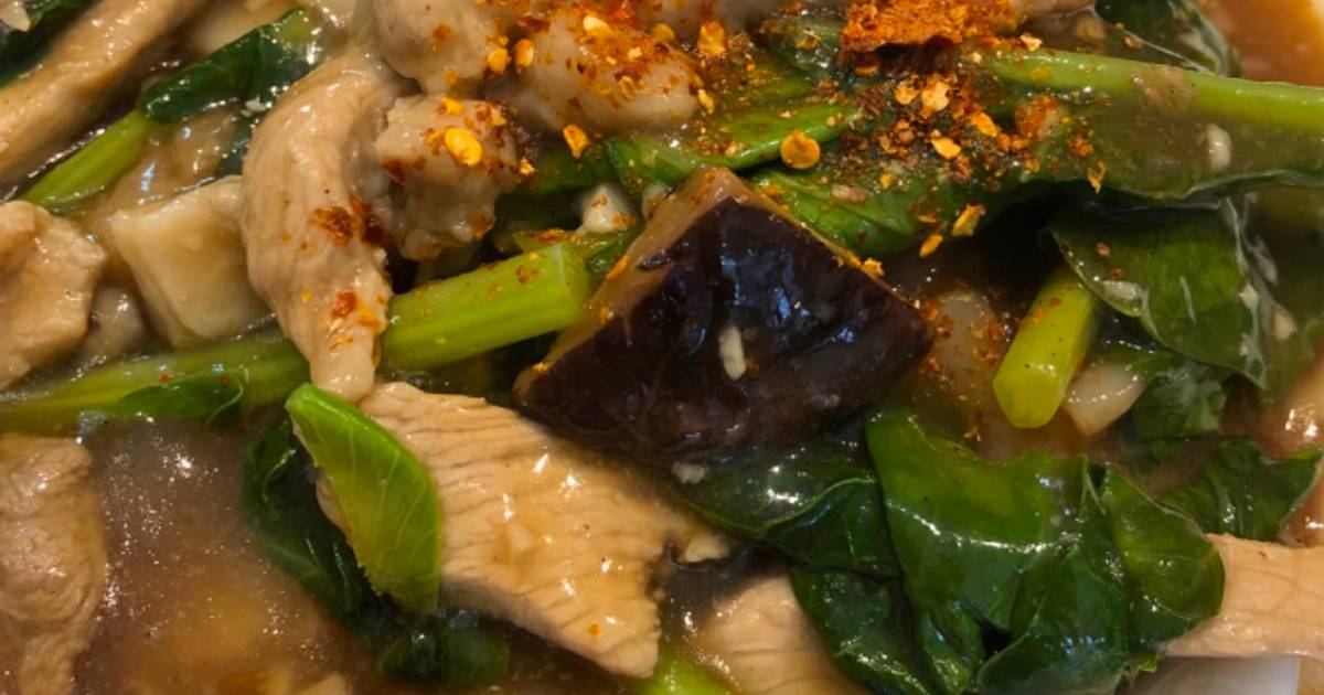 สูตร ราดหน้าหมูหมัก Rad Na Pork โดย Lili - Cookpad