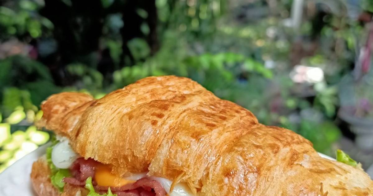 Resep Croissant sandwich oleh Najma Fiq - Cookpad