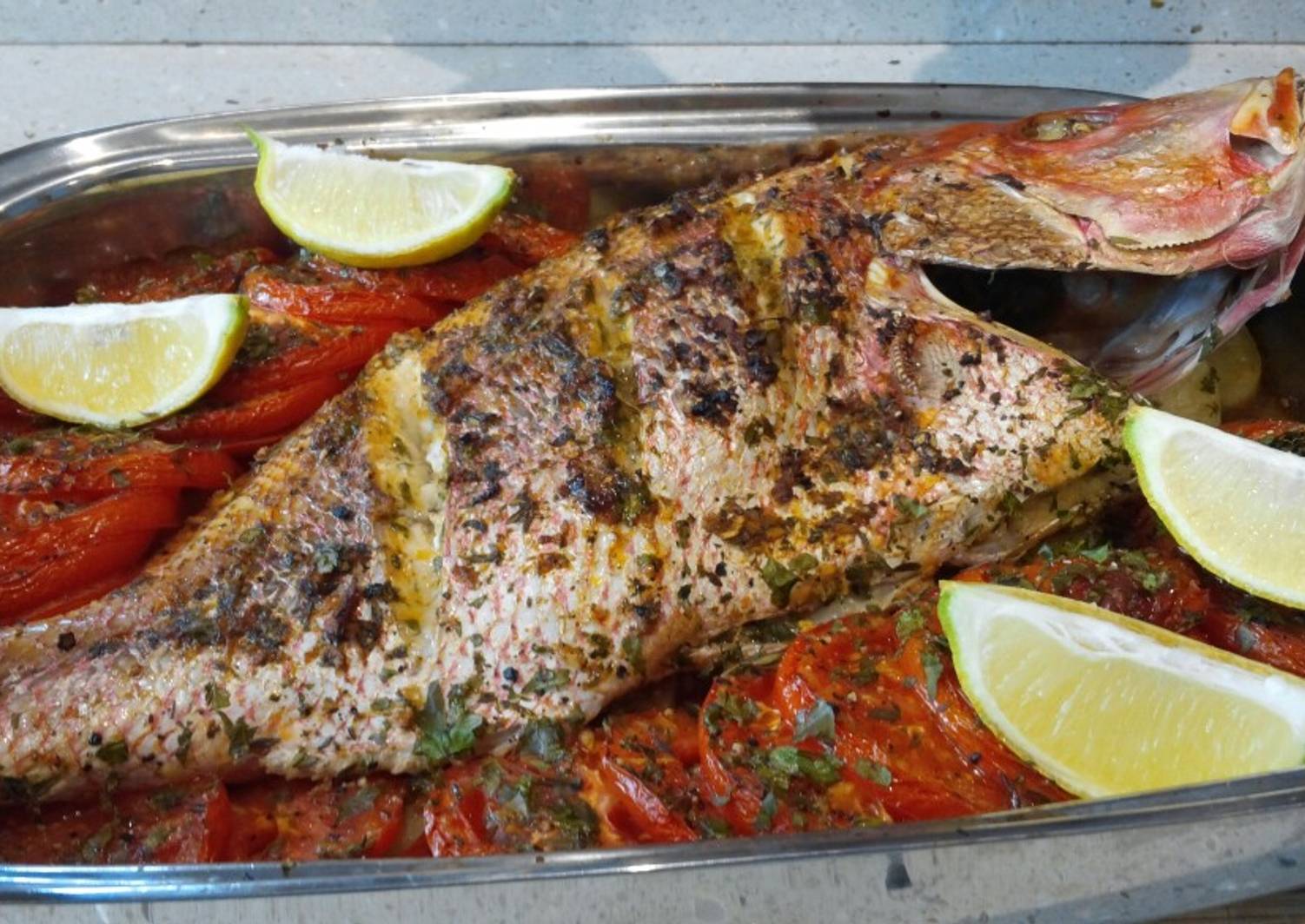 Besugo al horno Receta de Charo.N- Cookpad