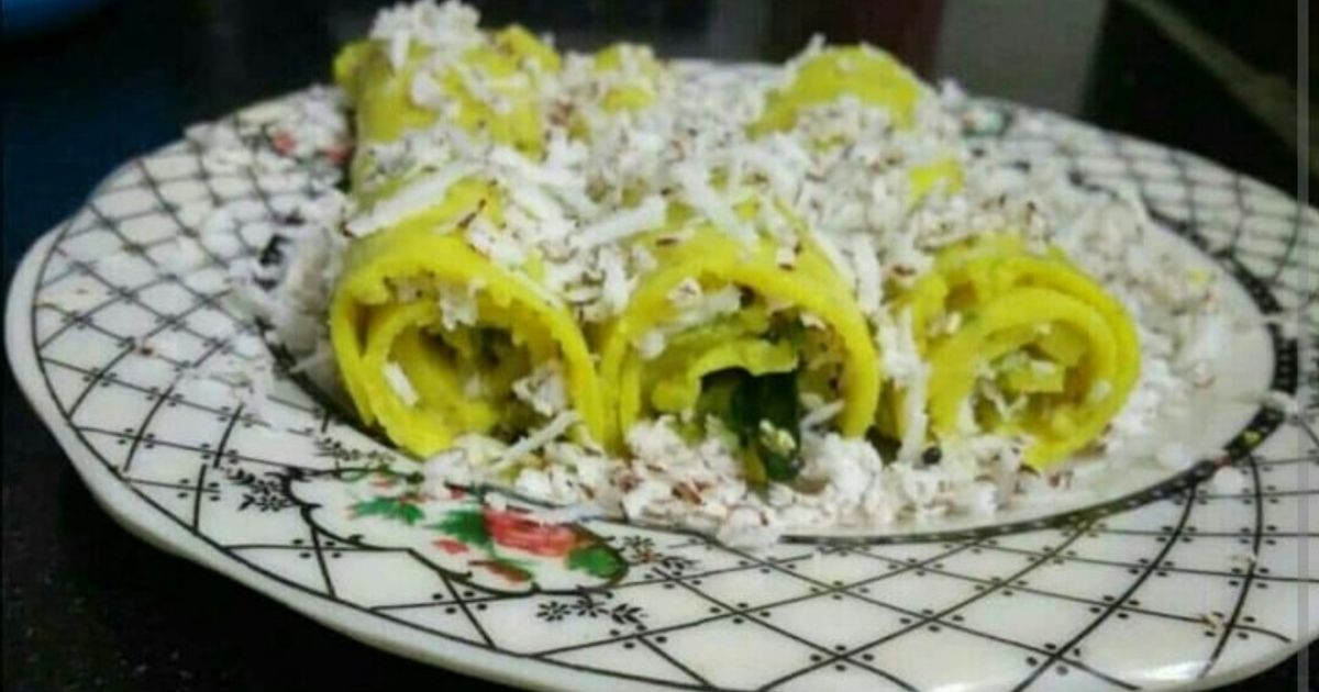 Khandvi Recipe by Simran Rohra - Cookpad