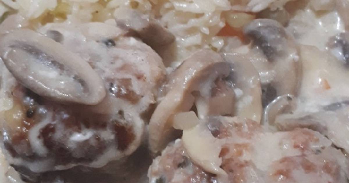 Albóndigas de pollo en crema de champiñones Receta de Naomy Rodriguez ...