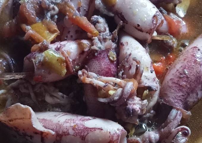 Resep Cumi bumbu sambel oleh Aisyah - Cookpad