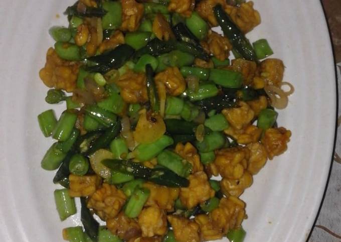 Resep Oseng cabe ijo tempe buncis oleh Mawar MWR_kitchen - Cookpad