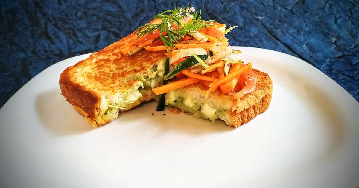 Quick Thai Paneer Sandwich With Salad Recipe by Chhaya Raghuvanshi ...