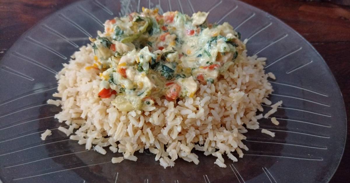 Arroz integral con verduras y pollo Receta de Fati Da Rocha- Cookpad