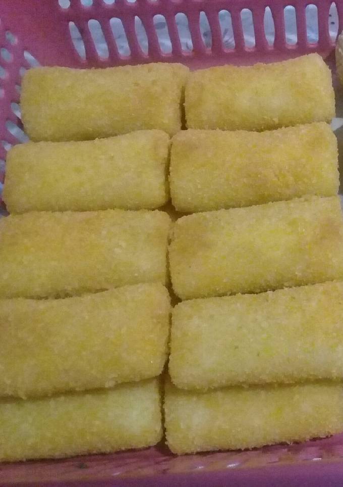 Resep #2 risol isi ayam dan wortel oleh Endah Novita Sari - Cookpad