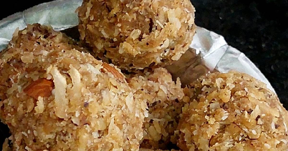 Nariyal gur laddu Recipe by pragya bharti - Cookpad