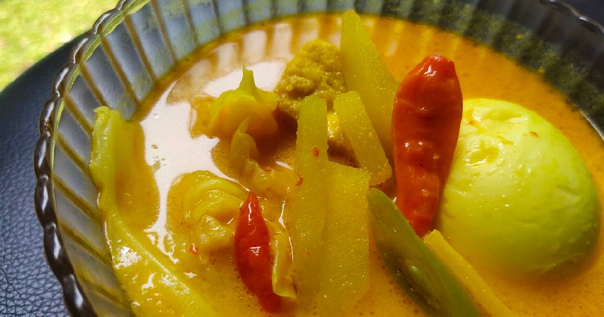 Resep Kare sayur tahu dan telor oleh Unuyy Nunuyy AC - Cookpad
