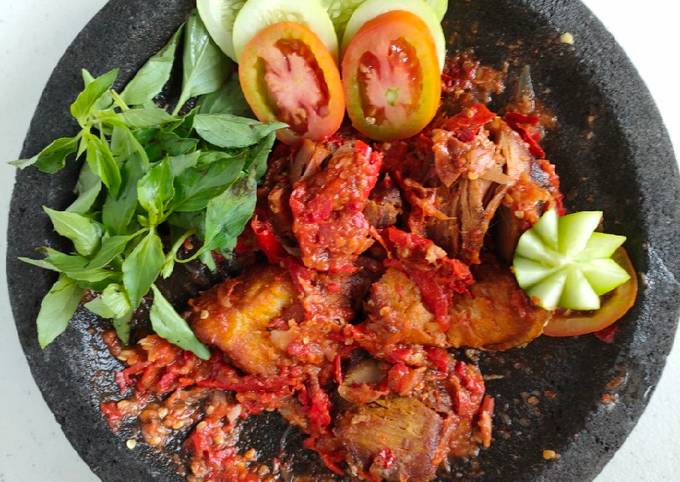 Resep Pecak Ikan Pari Asap oleh Desi - Cookpad
