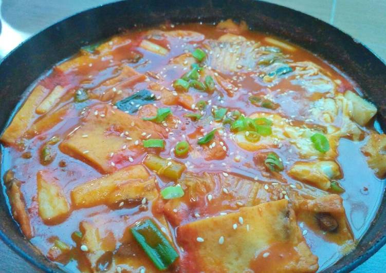Resep Tteobokki (toppoki/topoki) oleh Gloria Kristy - Cookpad