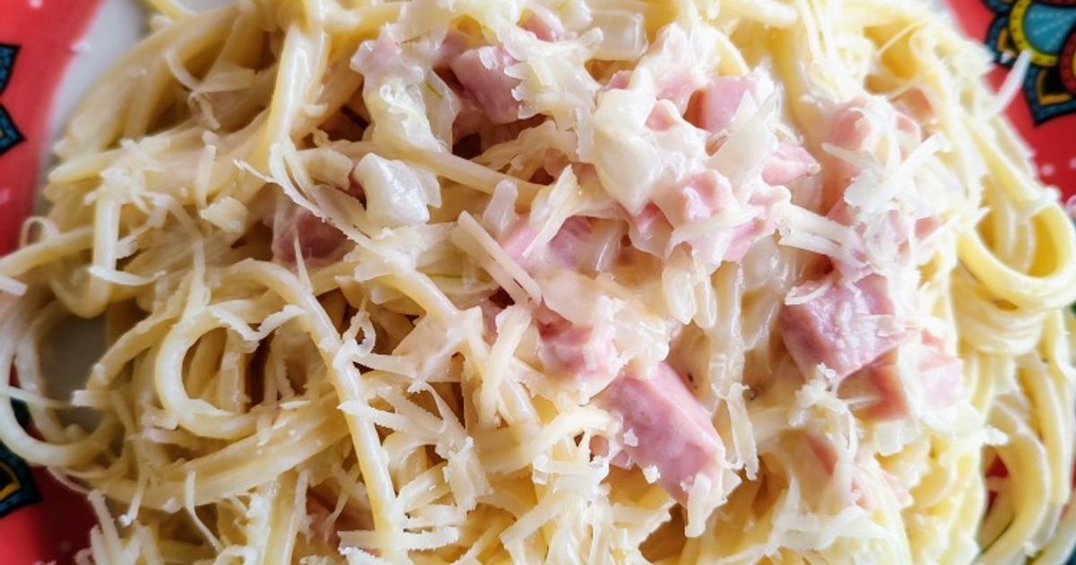 Spaghetti A La "Alfredo" Con Jamón Receta de Norali