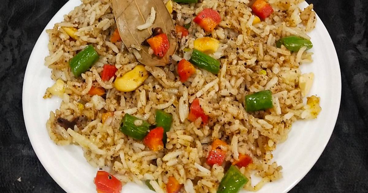 Bengali Fried Rice Recipe by Juhi Sewani 💕 - Cookpad