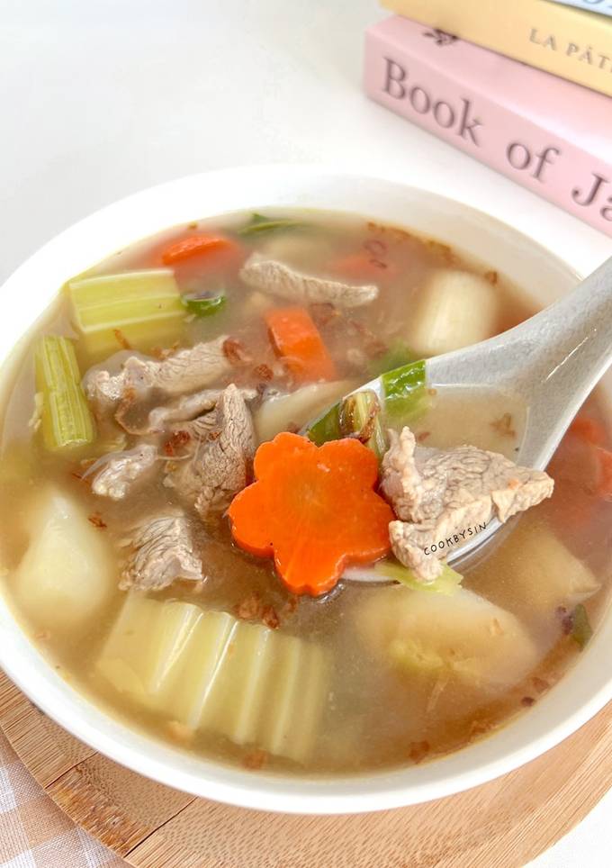 Resep Sop Sapi Sayur Simple Ala Rumahan oleh Sinthia Tan - Cookpad