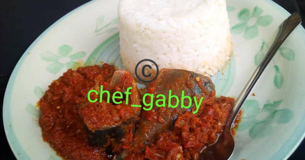 Rice with fish stew Recipe by Chef-gabby - Cookpad