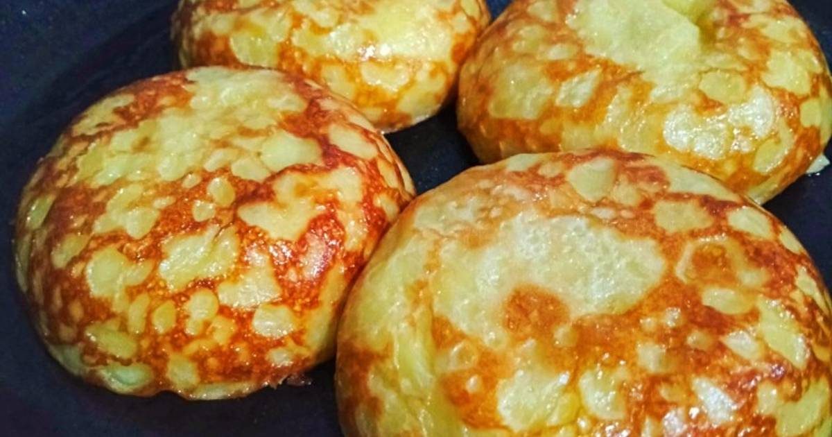 4 resep kue lumpur kentang bakar enak dan mudah - Cookpad