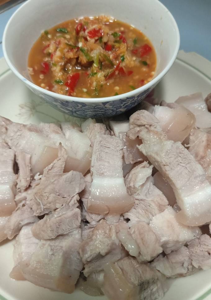 สูตร สามชั้นนึ่ง โดย Bowornlug Jane - Cookpad