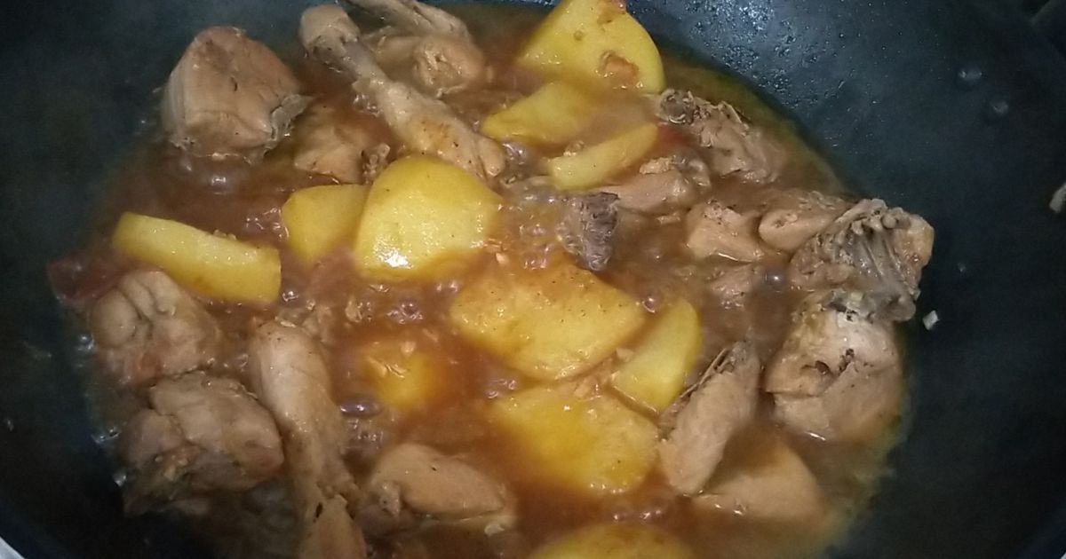 Indonesian Style Chicken Stew/ Semur Ayam Recipe by Wice Kosin