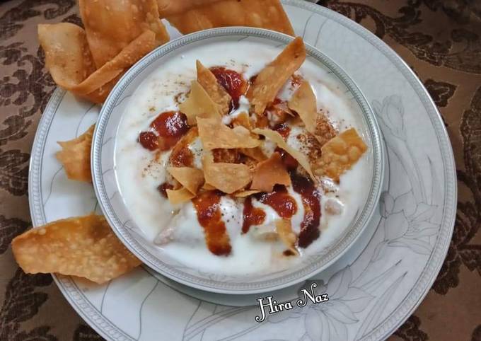 Meethi Dahi Phulki Chaat Recipe by Hira Naz - Cookpad