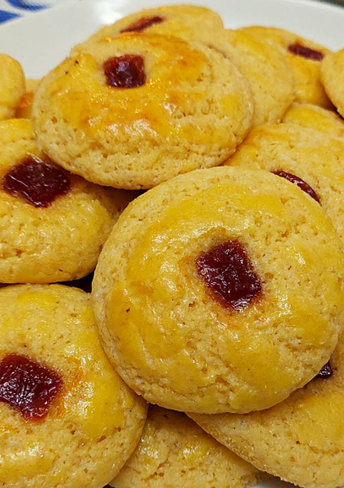 BROA DE FUBÁ COM GOIABADA - DERRETE NA BOCA DE TÃO MACIA Receita por ...