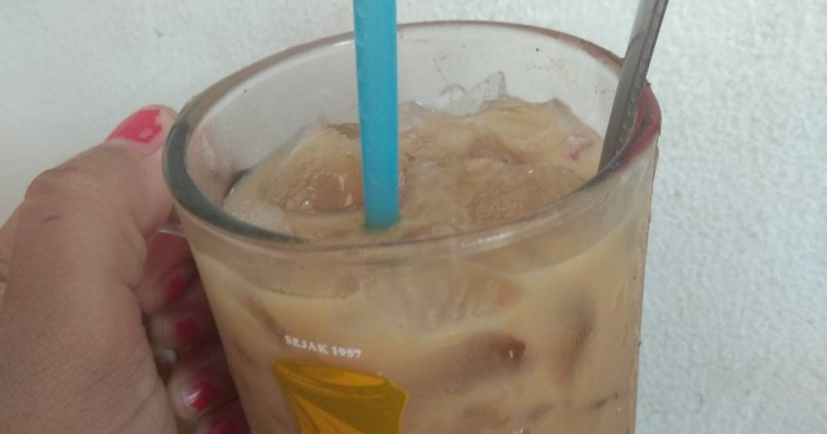 Resep Ice kopi good day oleh Atika Fitriani - Cookpad