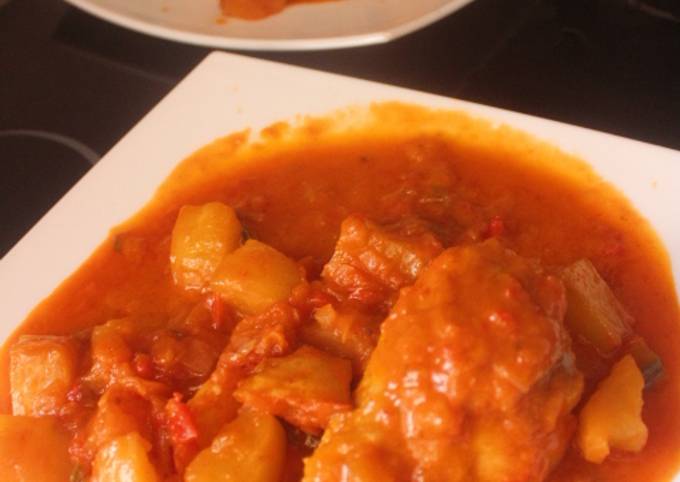 Jamoncitos de pollo en salsa de tomate con mínimo esfuerzo Receta de ...