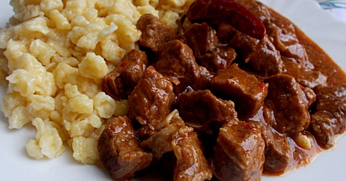 120 egyszerű és finom vörösboros borjú pörkölt recept - Cookpad receptek