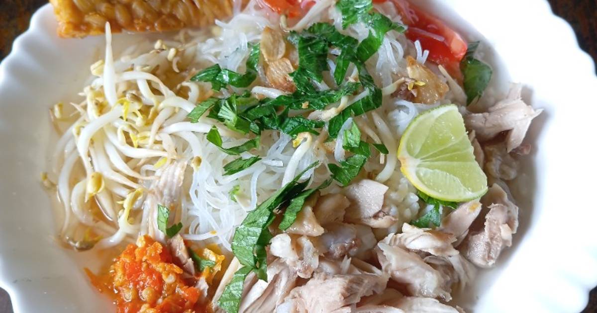 Resep Soto Ayam Kuah Bening oleh Fivin Marufah Al Mufidah - Cookpad