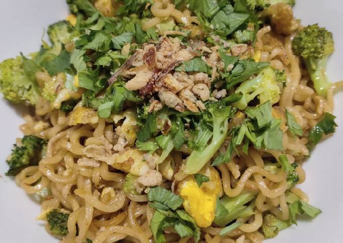 Resep Indomie Sayur Simple dan Nikmat oleh Agatha Novena - Cookpad