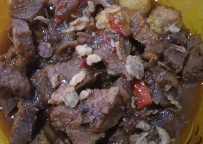 Resep Semur daging sapi & telur puyuh oleh tesya yunitama - Cookpad