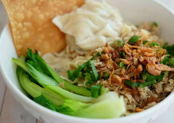 Resep Pangsit Mie Homemade oleh Kiyana Story - Cookpad