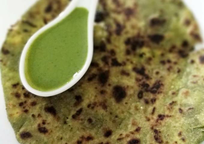 Palak Paratha Recipe by tastydelight125 - Cookpad