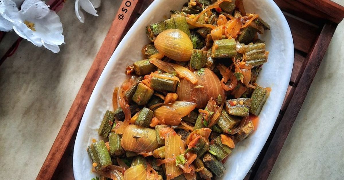 Lehsuni Bhindi Do Pyaza Recipe By Sonila Das