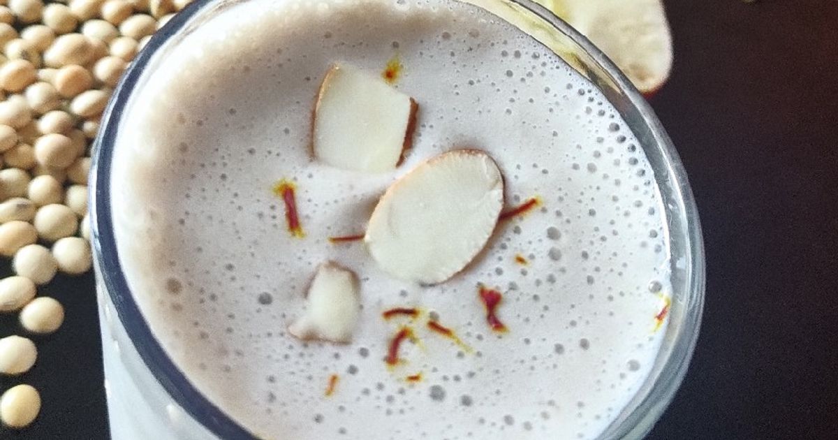 Apple Banana Soya Shake Recipe by Suchitra S(Radhika S) - Cookpad