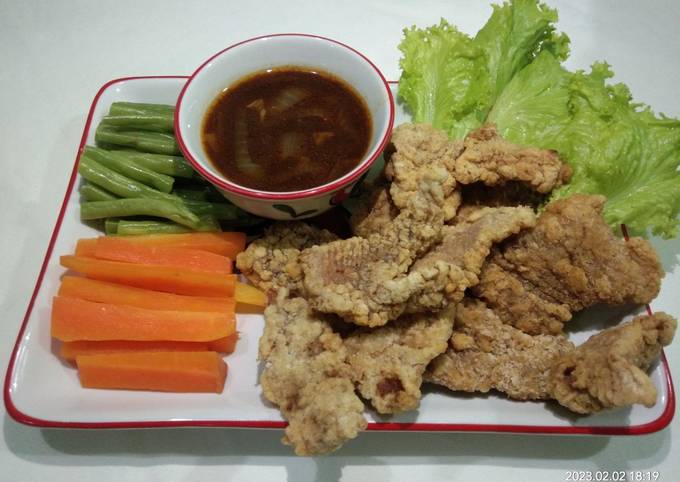 Resep Daging Babi Goreng Crispy oleh Putry Thya - Cookpad