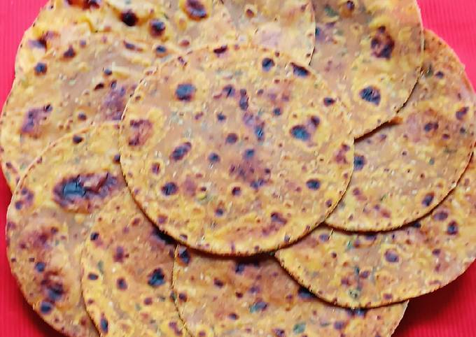 Bottle gourd and Potato Thepla Recipe by Sangita Vyas - Cookpad